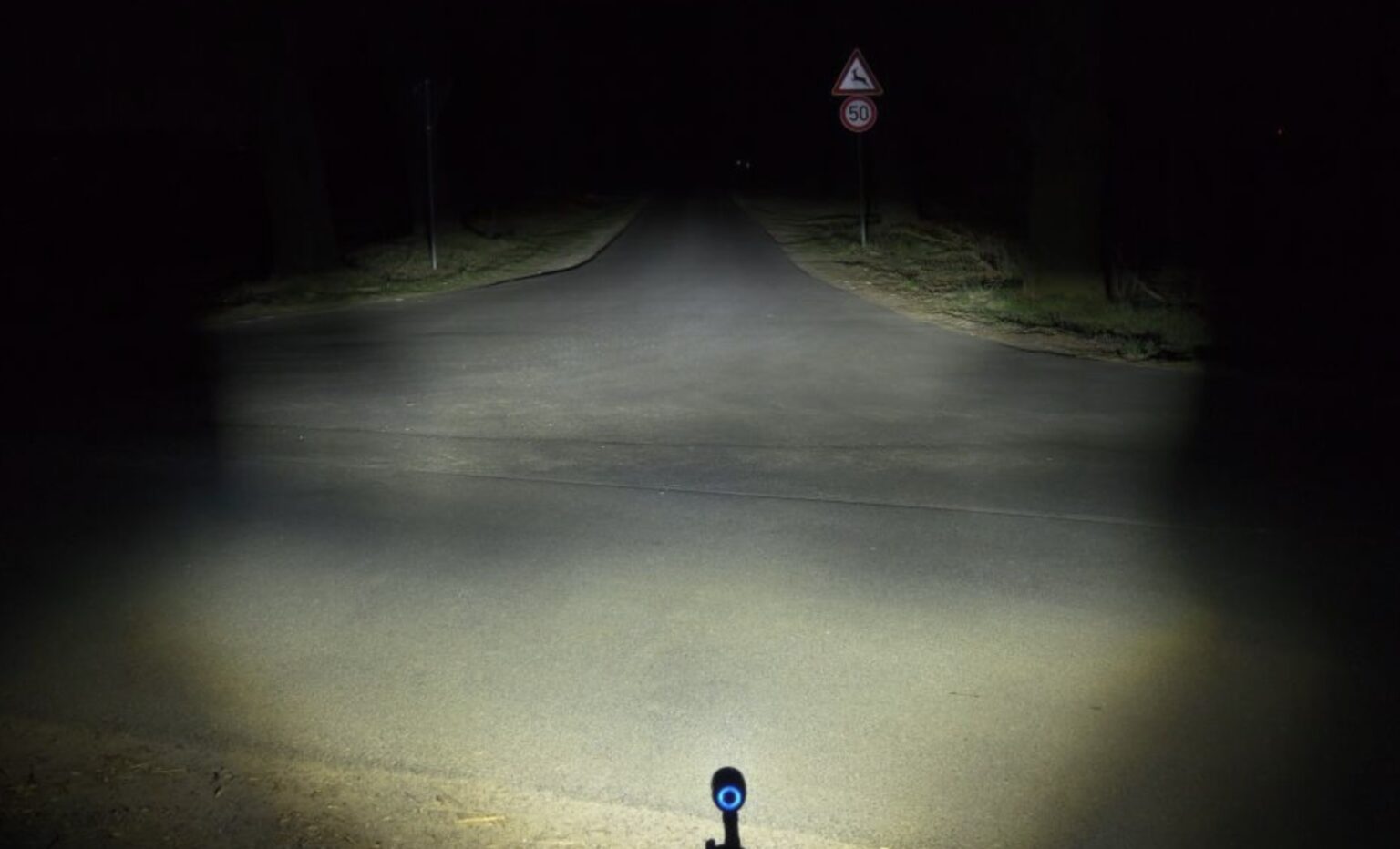 A Guide To The Best Dynamo Lights For Bicycle Touring and Bikepacking ...