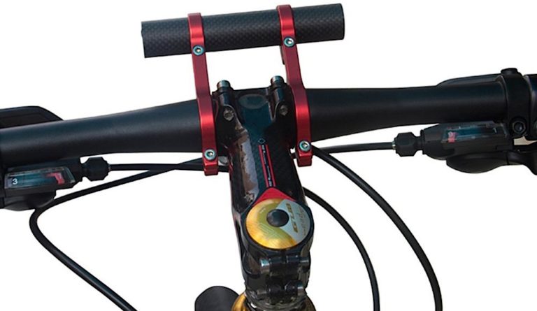How To Mount Front and Rear Bikepacking Lights - CYCLINGABOUT.com