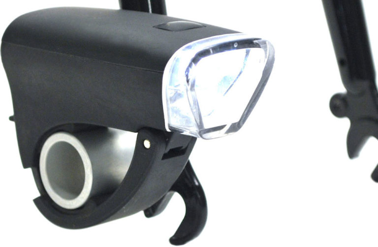 How To Mount Front and Rear Bikepacking Lights - CYCLINGABOUT.com