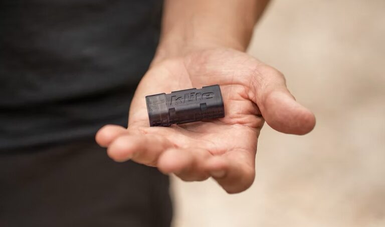 List of Hub Dynamo USB Chargers That Power Your Electronics While You ...