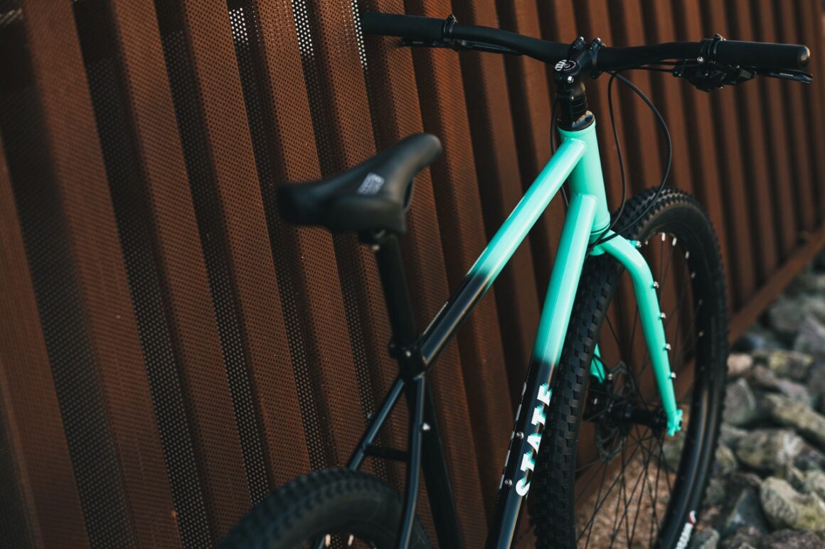 The 9 Best Budget Gravel Bikes With Flat Bars (Under $1000 ...