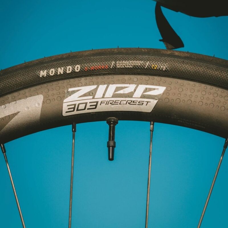 Analysing Lael Wilcox’s Around The World Record Bike (29,000km in 110 ...
