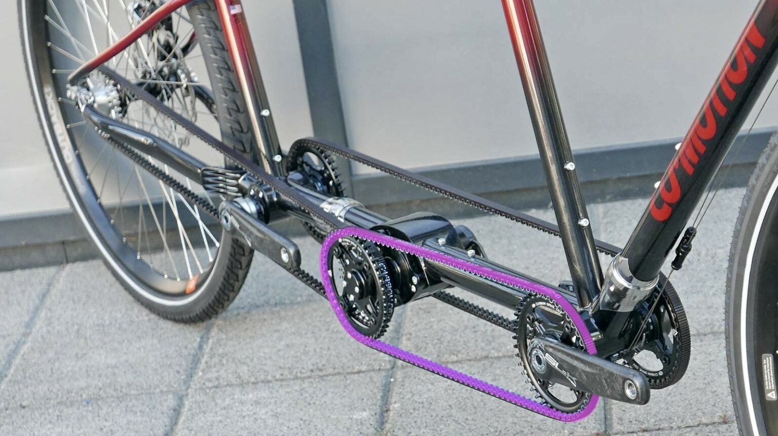 Why This Weird Pinion Gearbox Bike Has Three Belts (Pinion Tandem ...